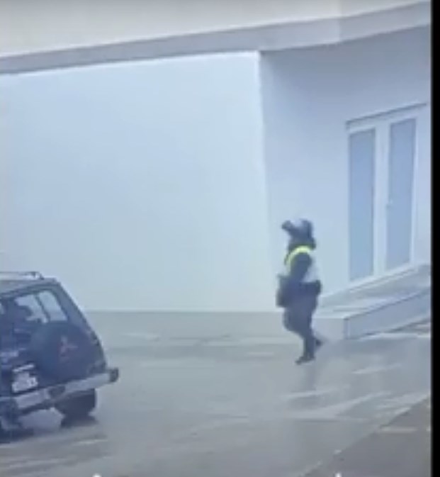 Video- Ja lëvizjet e autorit pak para se të vriste Nikulajn/ Anglezi ...