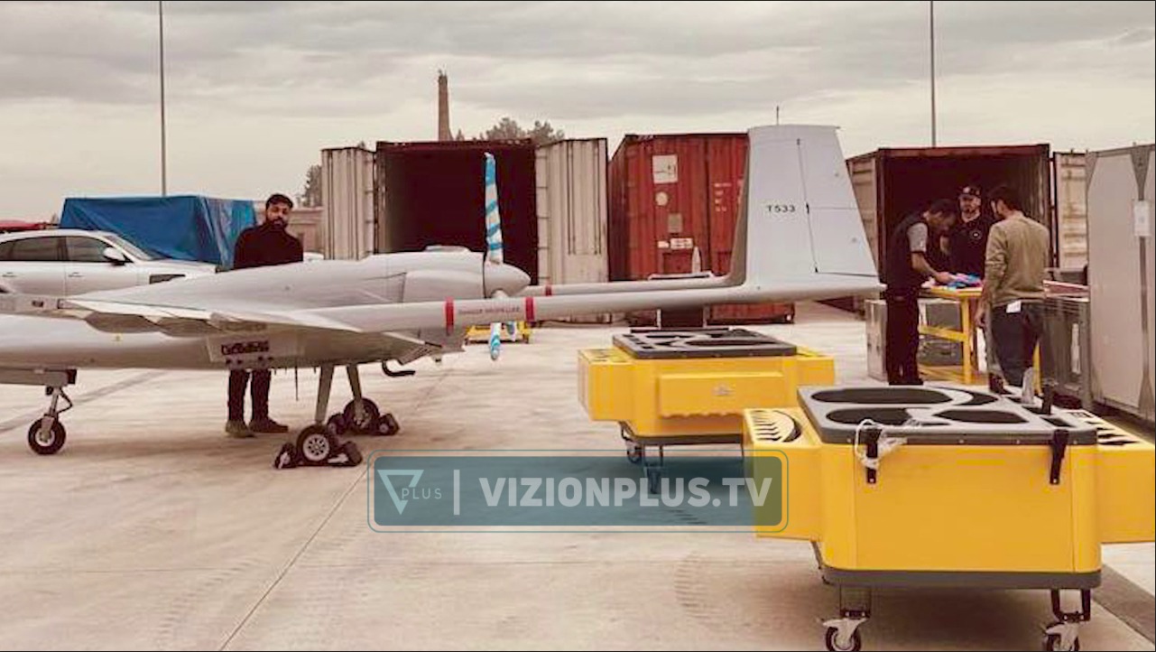 Dronët "Bayraktar" vijnë në Shqipëri, nis montimi në bazën e NATO-s në ...