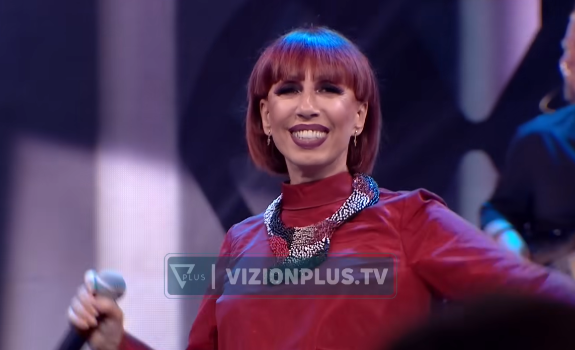 Irma Libohova feston ditëlindjen, sa vjeç bën ikona e muzikës popullore ...