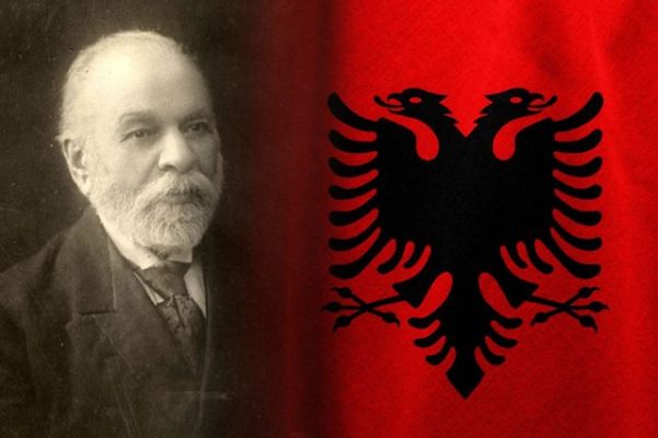 28 Nëntor/ Shqipëria feston sot 113-vjetorin e shpalljes së Pavarësisë ...
